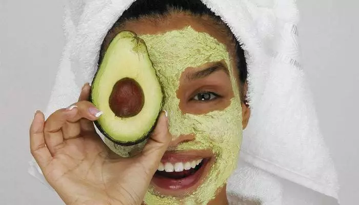 Avocado ansigtsmaske til rynker: en simpel opskrift