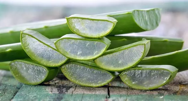 Paano mapupuksa ang acne sa bahay 10546_1