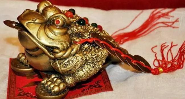 Aturan penempatan katak Feng Shui