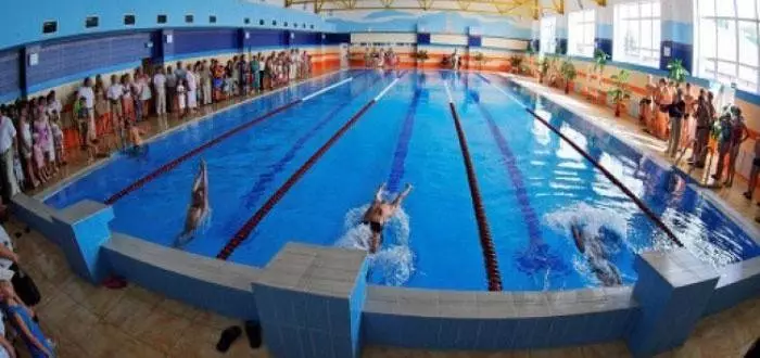 Κολύμπι στην πισίνα: πανάκεια ή χόμπι