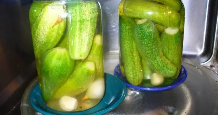 Billets met komkommers