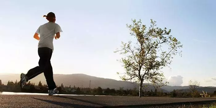 Moarns joggen sil jo helpe fluch gewicht te ferliezen