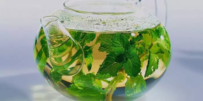 شاي أخضر بالزنجبيل