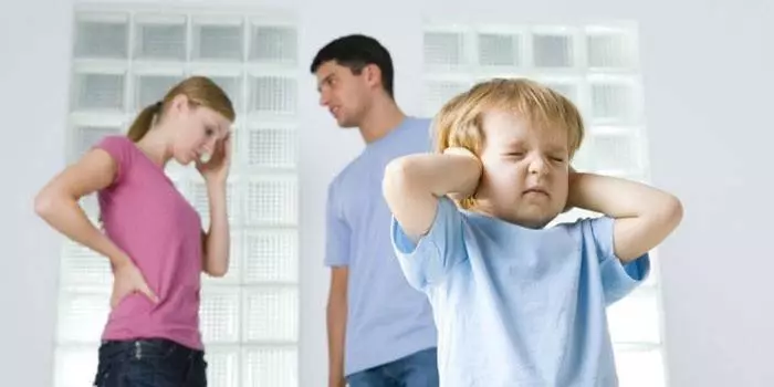Neugodne emocije kod djece s teškim razvodom