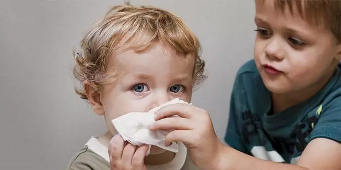 Признаци на настинка при малко дете