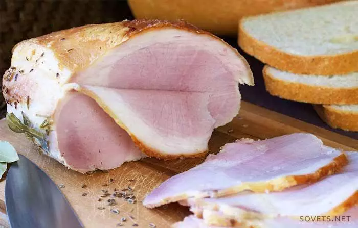 Cómo cocinar carne de cerdo hervida en casa en el horno: recetas deliciosas y correctas con fotos y videos