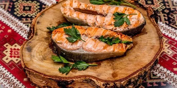 Geroosterde coho -steaks