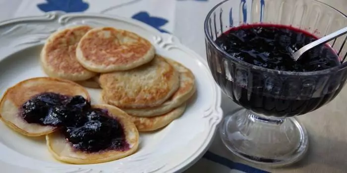 Blueberry Jelly Pancakes