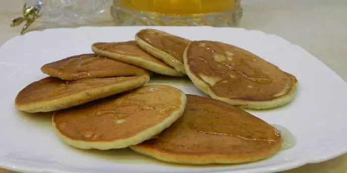 Banan və Bal ilə Diyet Pancake