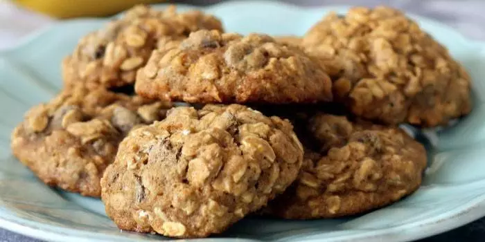 Cookies oatmeal akondro amin'ny lovia