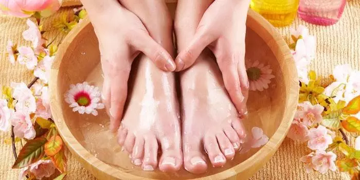 Bain de pieds bienfaisant