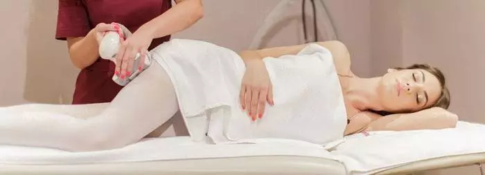 Anti-cellulite massage ကို Salon များတွင်ပြုလုပ်နိုင်သည်