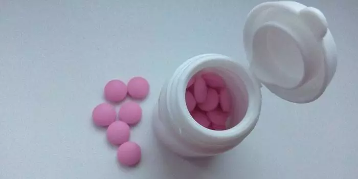 Pancreatin tabletter i en krukke