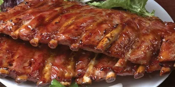 Oven baked pork ribs