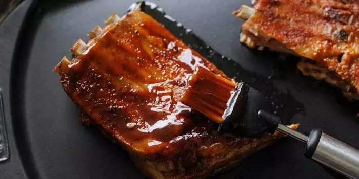 Barbecue honey ribs