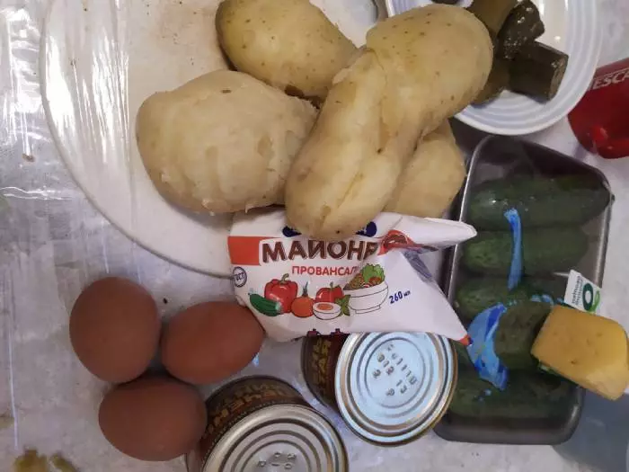 Ingredientes para ensalada de mimosa