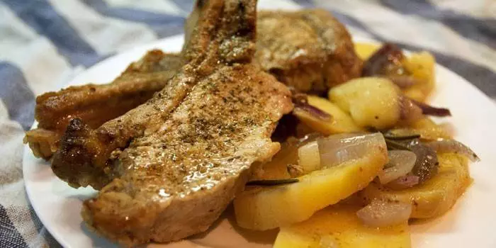 Filetes de pavo con patatas