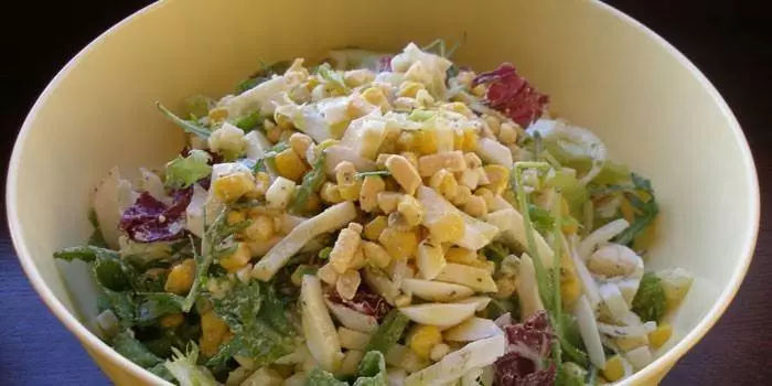 Salad qudaar leh khudaar iyo ukun