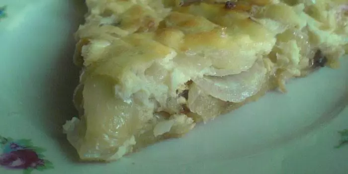 Onion pie - how to cook delicious dough and filling step by step according to recipes with photos