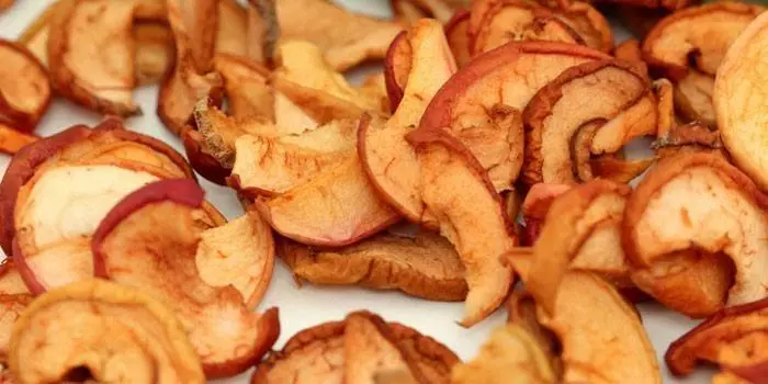 Pinauga nga apple wedges