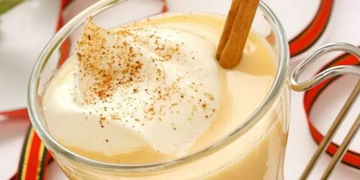 Eggnog le cognac ka senoelong