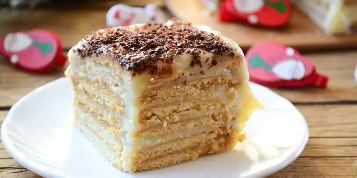 Shortbread cake tare da kayan zaki