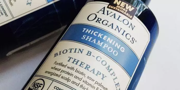 Avalon Organics Biotin Anti-Dandruff Shampoo