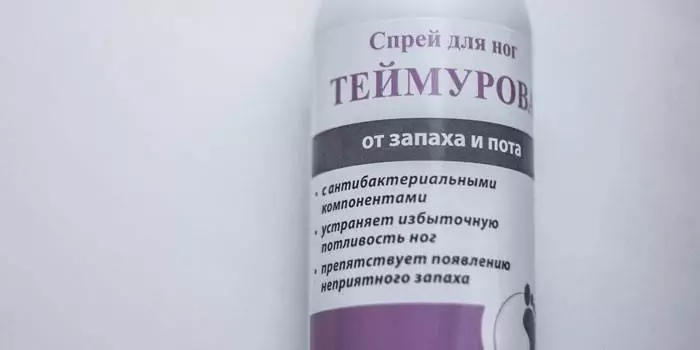 Spraya Teymurov i en sprayflaska