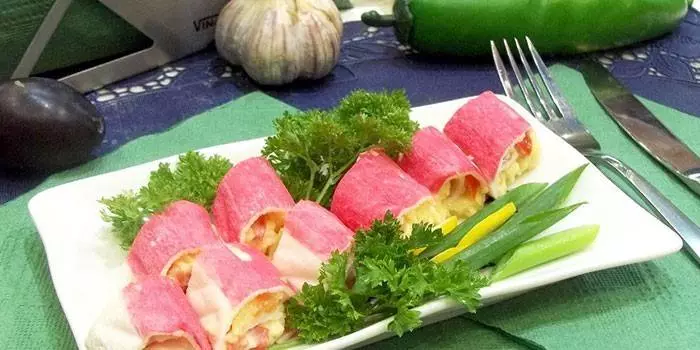 Tongkat ketam yang disumbat dengan keju dan bawang putih