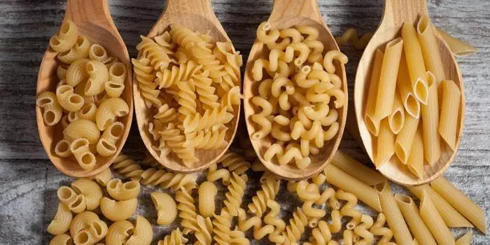 Ụdị pasta dị iche iche na ngaji osisi