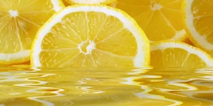 Сік свіжого лимона