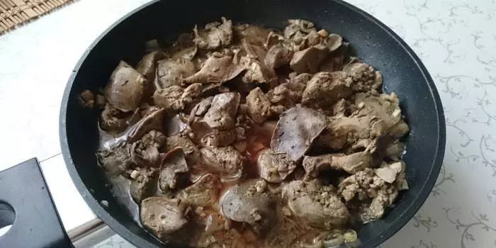 Fígado de frango frito com vinagre balsâmico