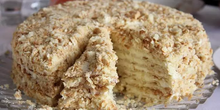 Çörek bişirilmän tort