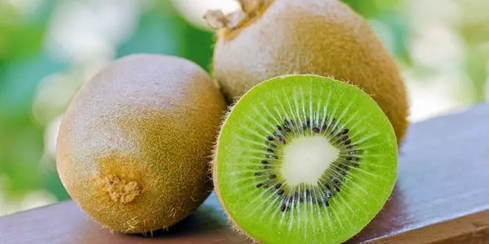 Kiwi жимс