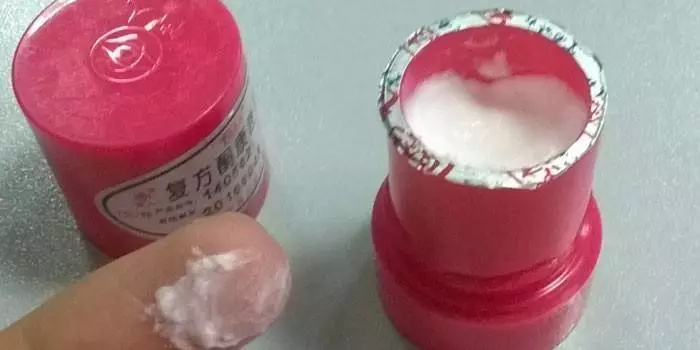 Salep Cina pikeun psoriasis - pitunjuk pikeun panggunaan dana, harga ubar 5032_2