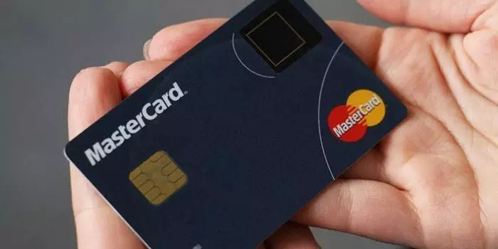 Kaadị kredit MasterCard PayPass