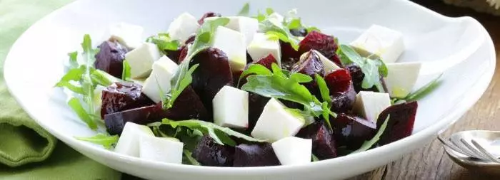 Feta salata idealna je za mršavljenje