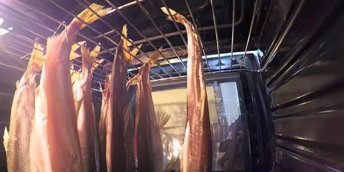 ماهی خشک شده در فر
