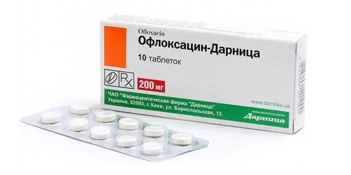 Awọn tabulẹti Ofloxacin ninu apoti