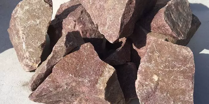 Pedras de cuarcita de framboesa