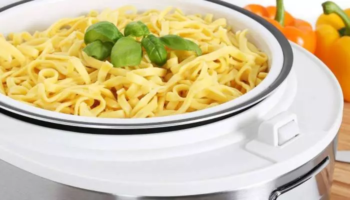 Pasta nan yon cuisinier dousman