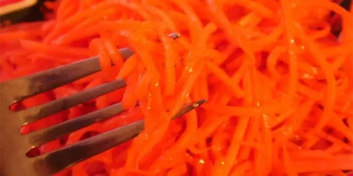 Cenoura coreana sem temperos