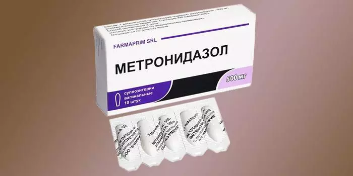 Vaginal supositories Metronidazole i le afifi