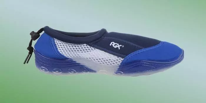 Ang sapatos na Aqua ay asul na RGX-KR3