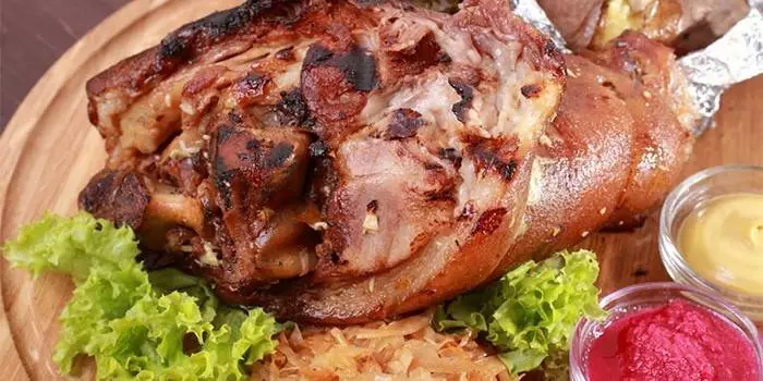 Schweinshaxe nach bayerischer Art