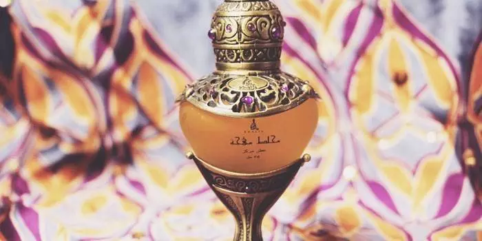 عطر شرقی