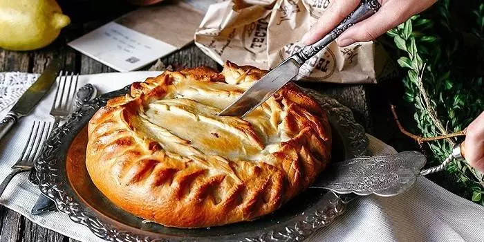 Tegelek pirog