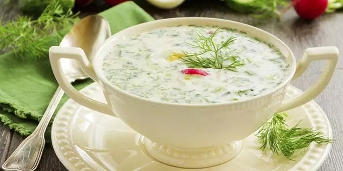 Тањир хладне супе
