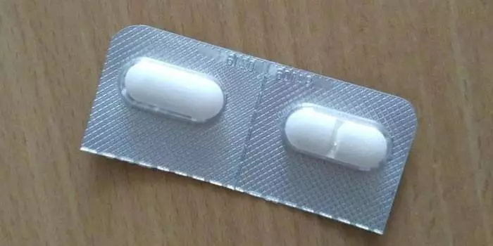 Cefixim - planshetlar va suspenziyalardan foydalanish bo'yicha ko'rsatmalar: antibiotikning tarkibi va ta'siri, analoglari va narxi, dori sharhlari