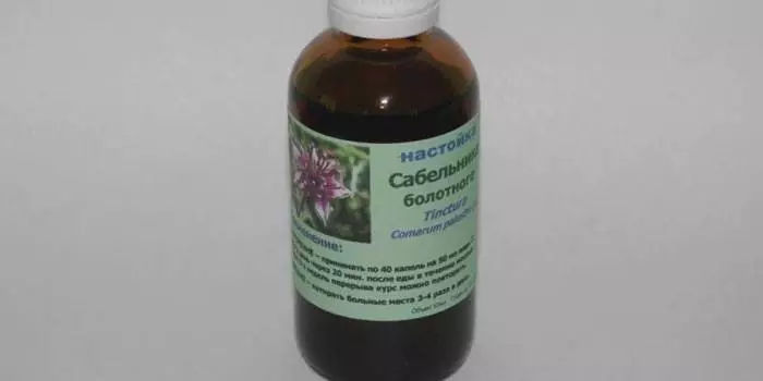 Tincture na marsh cinquefoil